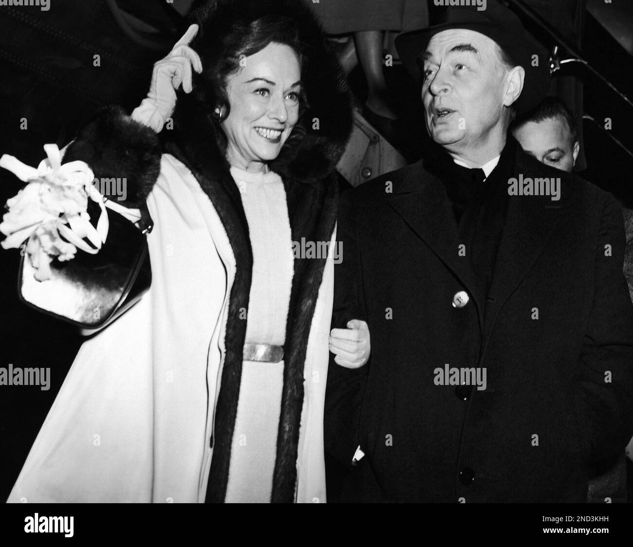 American actress Paulette Goddard and German author and playwright ...