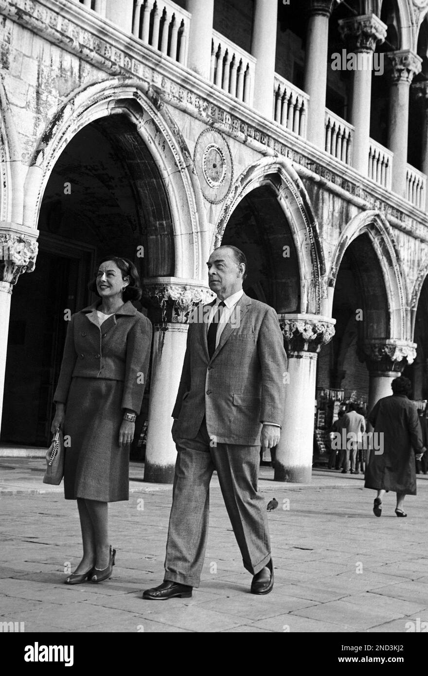 American actress Paulette Goddard and German-born American writer Erich ... American actress Paulette Goddard and German-born American writer Erich ...