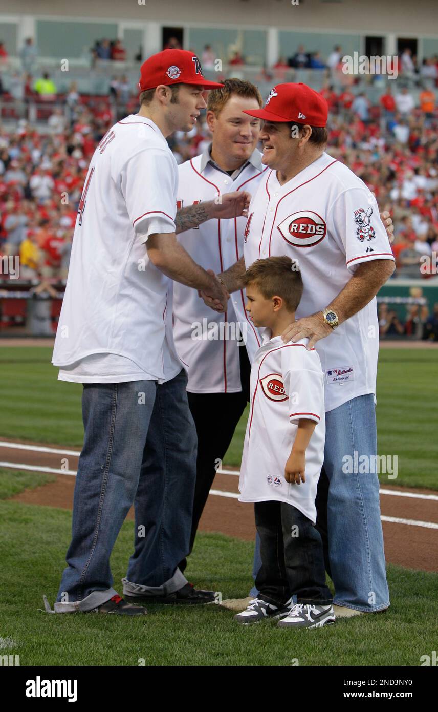 Former Cincinnati Reds great Pete Rose stands with his grandson Pete ...
