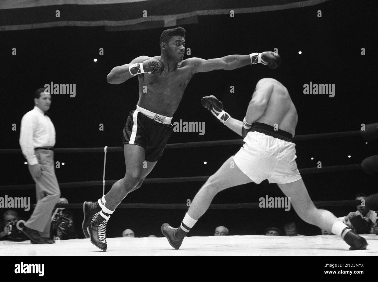 Floyd Patterson hitting Ingemar Johansson during the fight June 20 ...