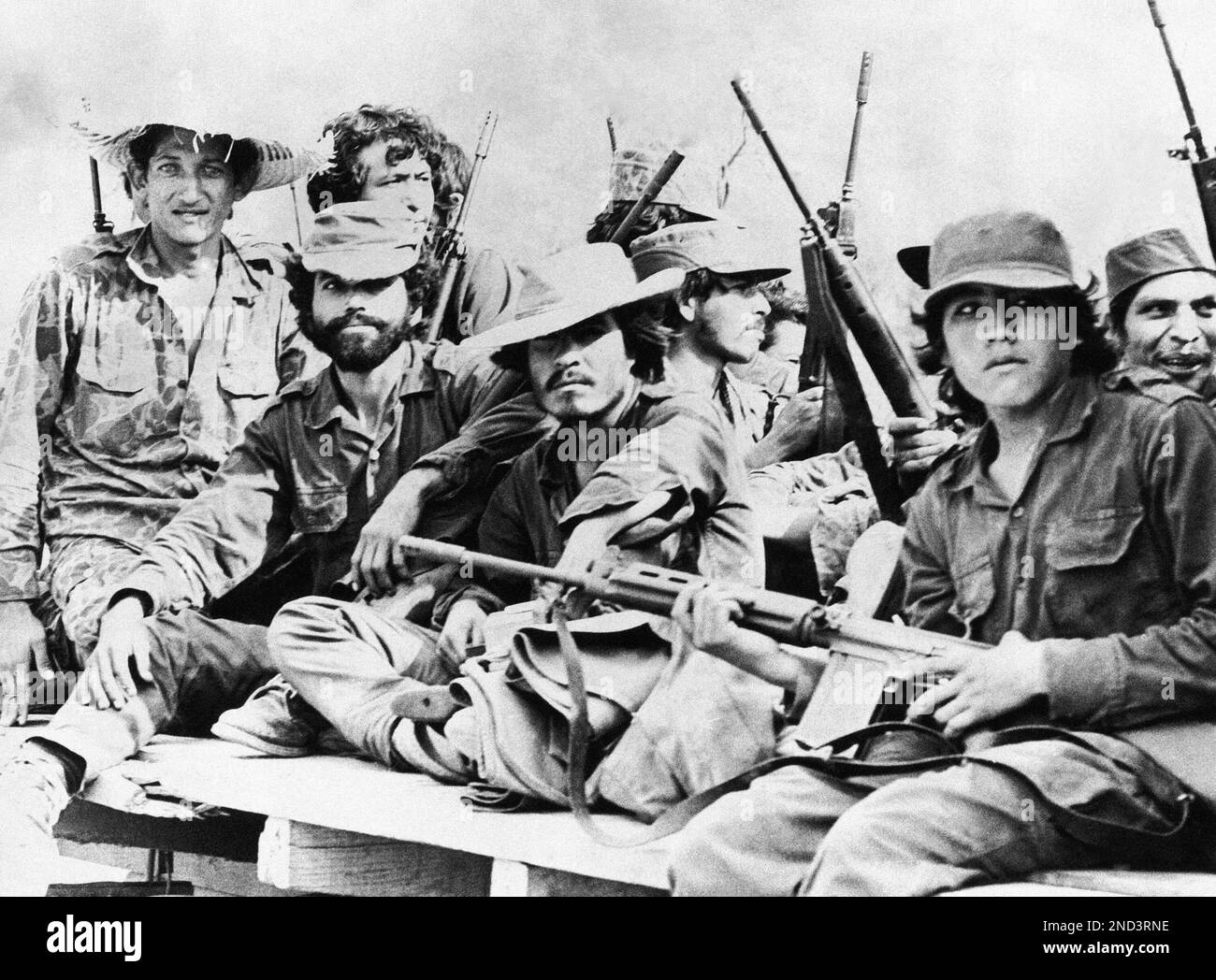 Mexican Army soldiers, bearded and long-haired after a long manhunt in ...