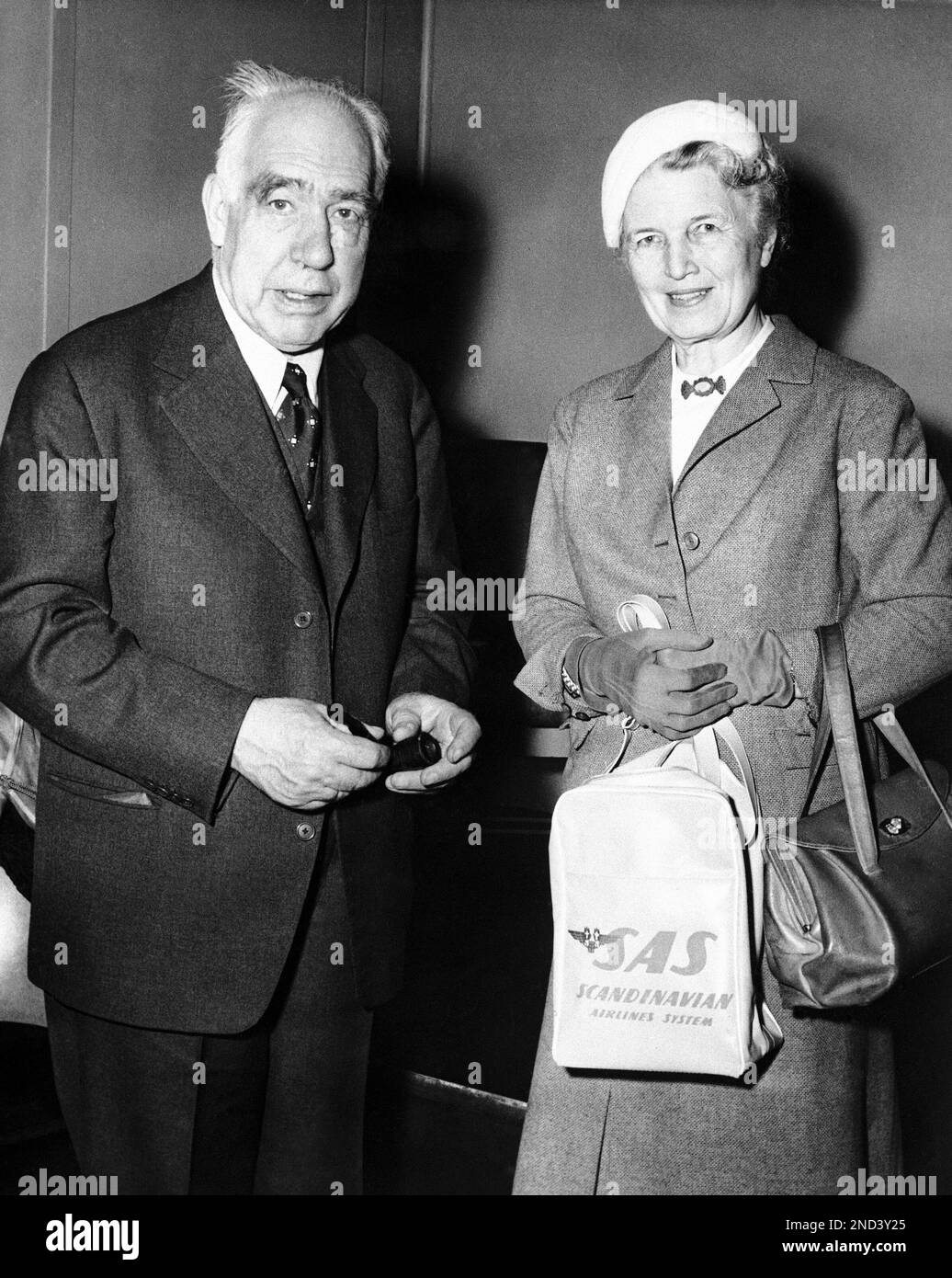 Professor Niels Bohr, with his wife Margrethe Bohr at New York ...
