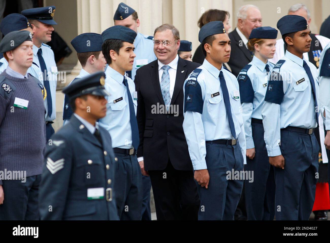 New Zealand Defence Minister Wayne Mapp, center, inspect the Air Cadets ...