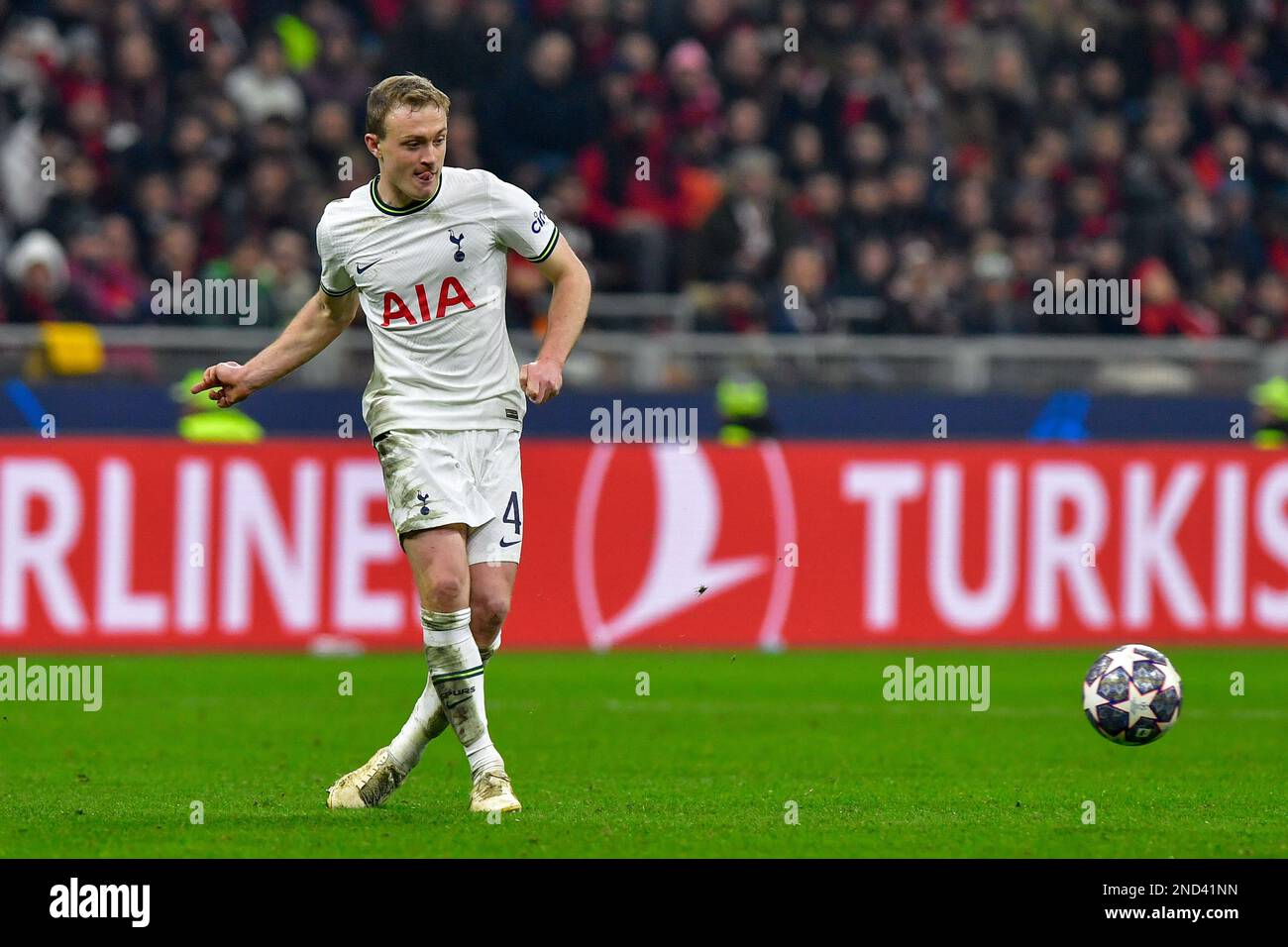 Milano, Italy. 14th Feb, 2023. Oliver Skipp (4) of Tottenham Hotspur ...
