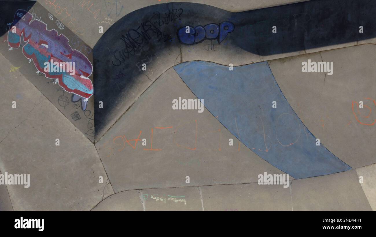 Transition skate hi-res stock photography and images - Alamy