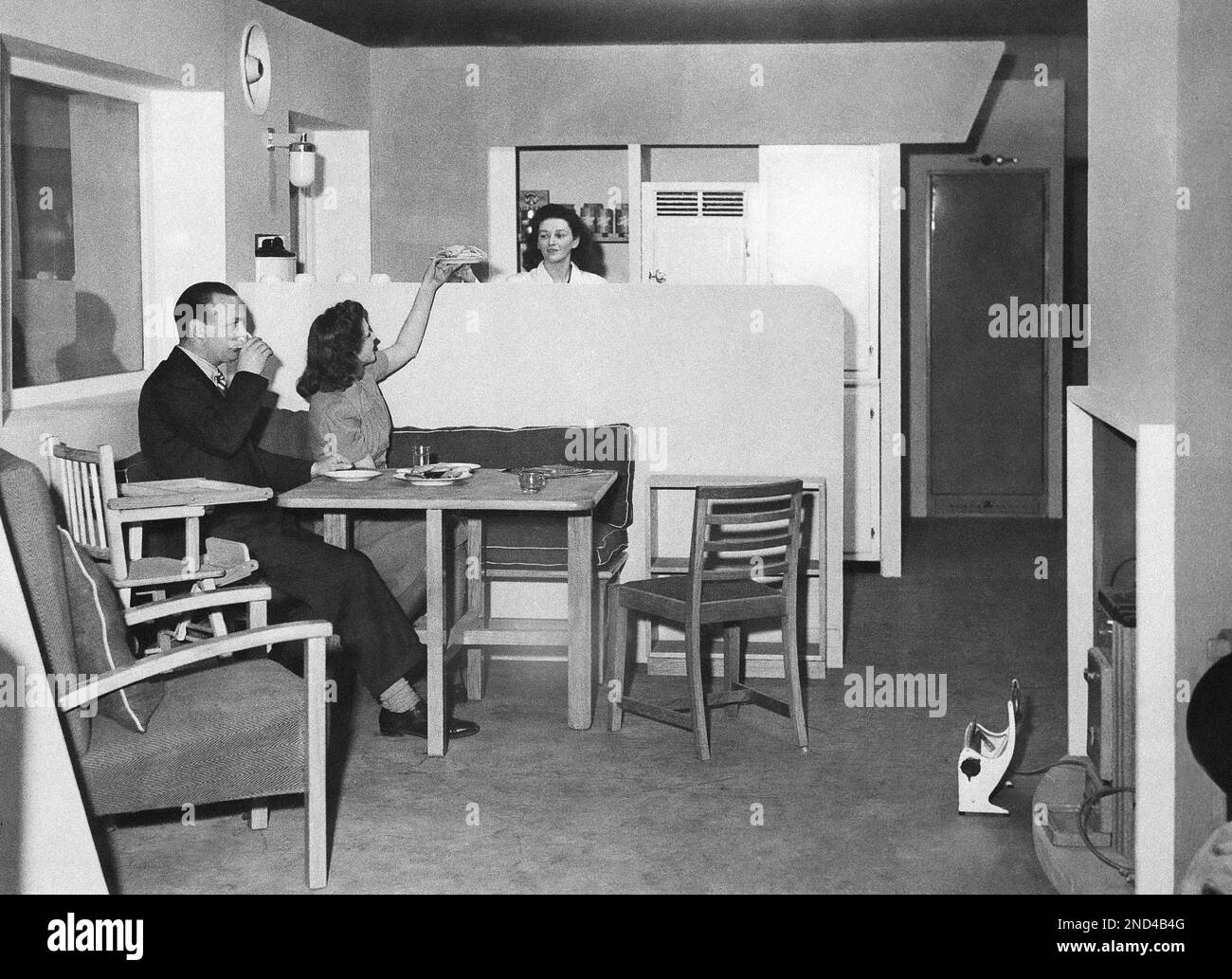 The compactness of British post-war kitchens will increase utility and ...