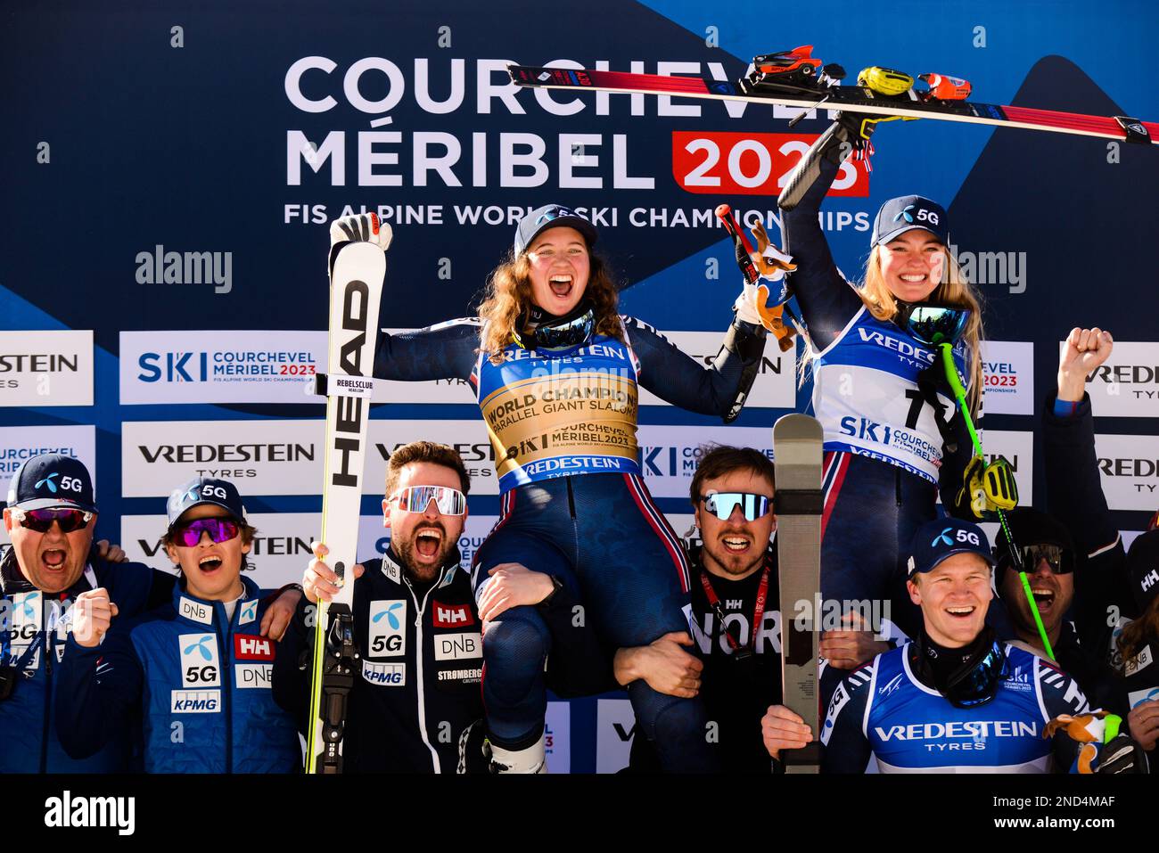 France. 15th Feb, 2023. Maria Therese Tviberg of Norway (left, winner ...