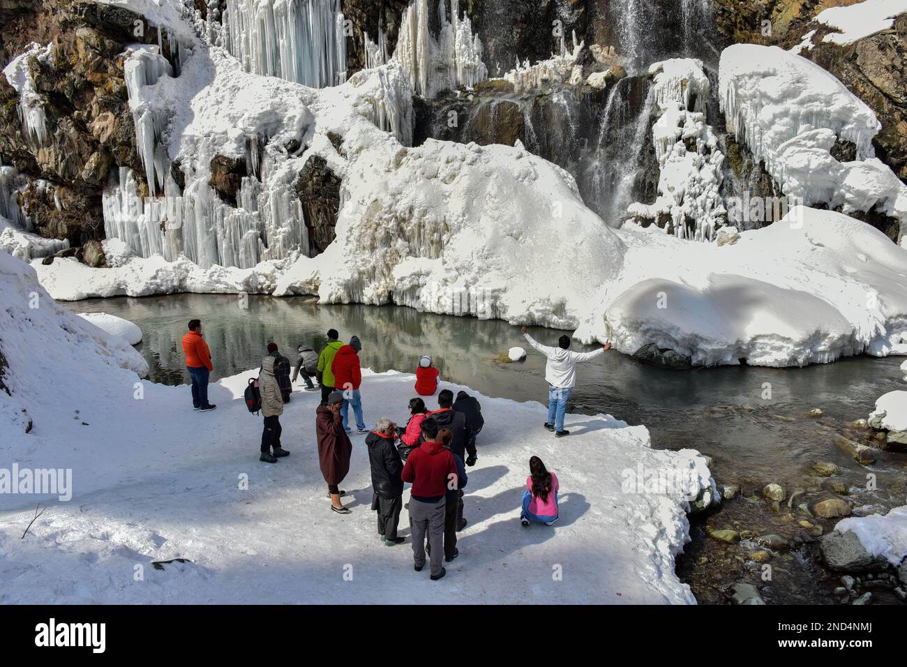 Drung, Kashmir, India. 15th Feb, 2023. Visitors explore the frozen ...