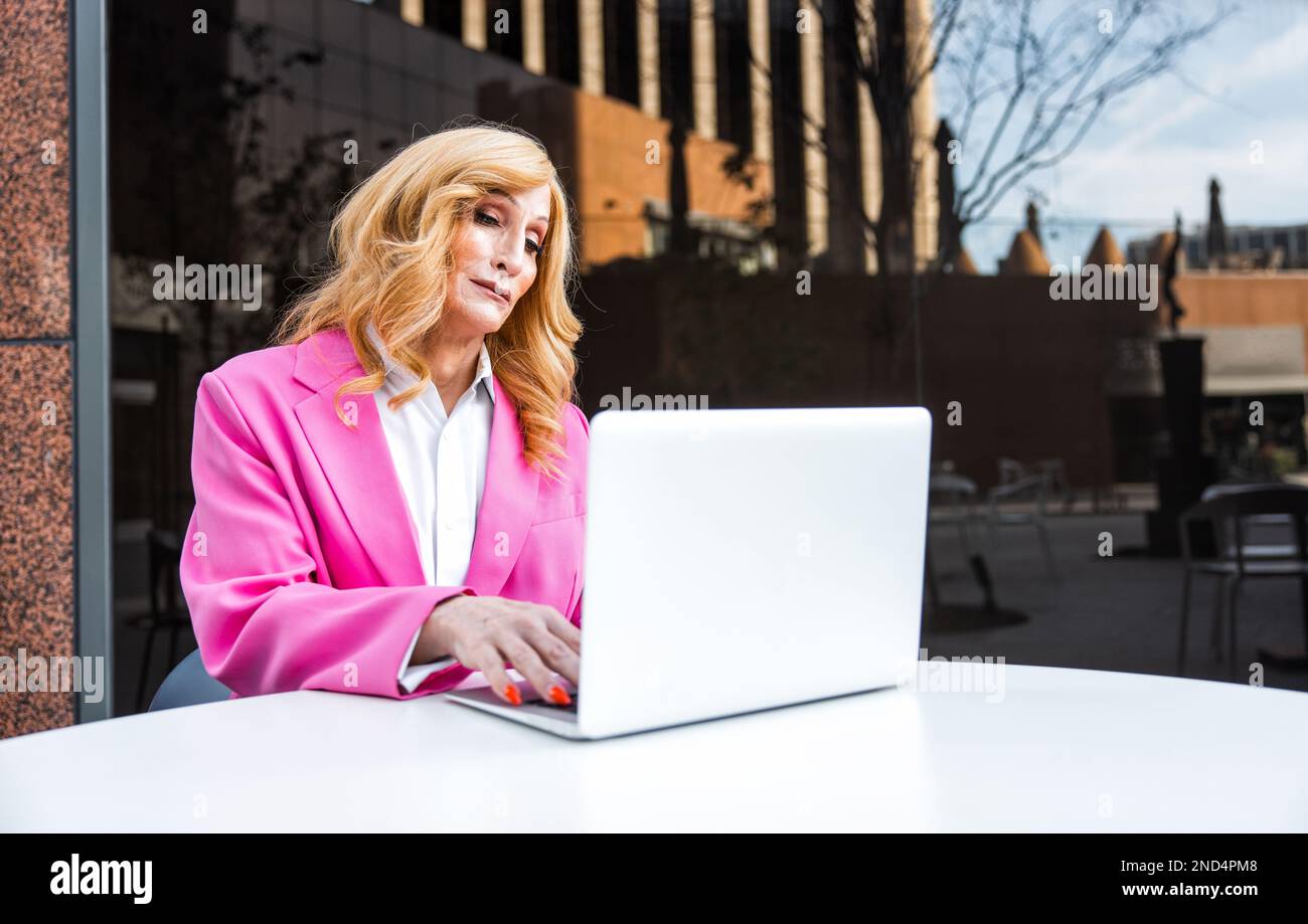 Transgender business woman lifestyle moments in downtown, Los angeles ...