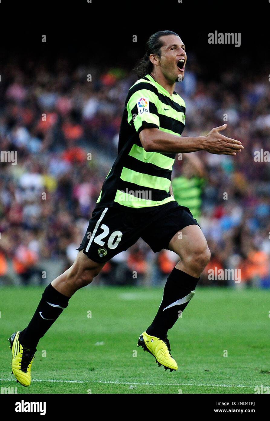 Hercules' Nelson Haedo Valdez from Paraguay celebrates after scoring ...