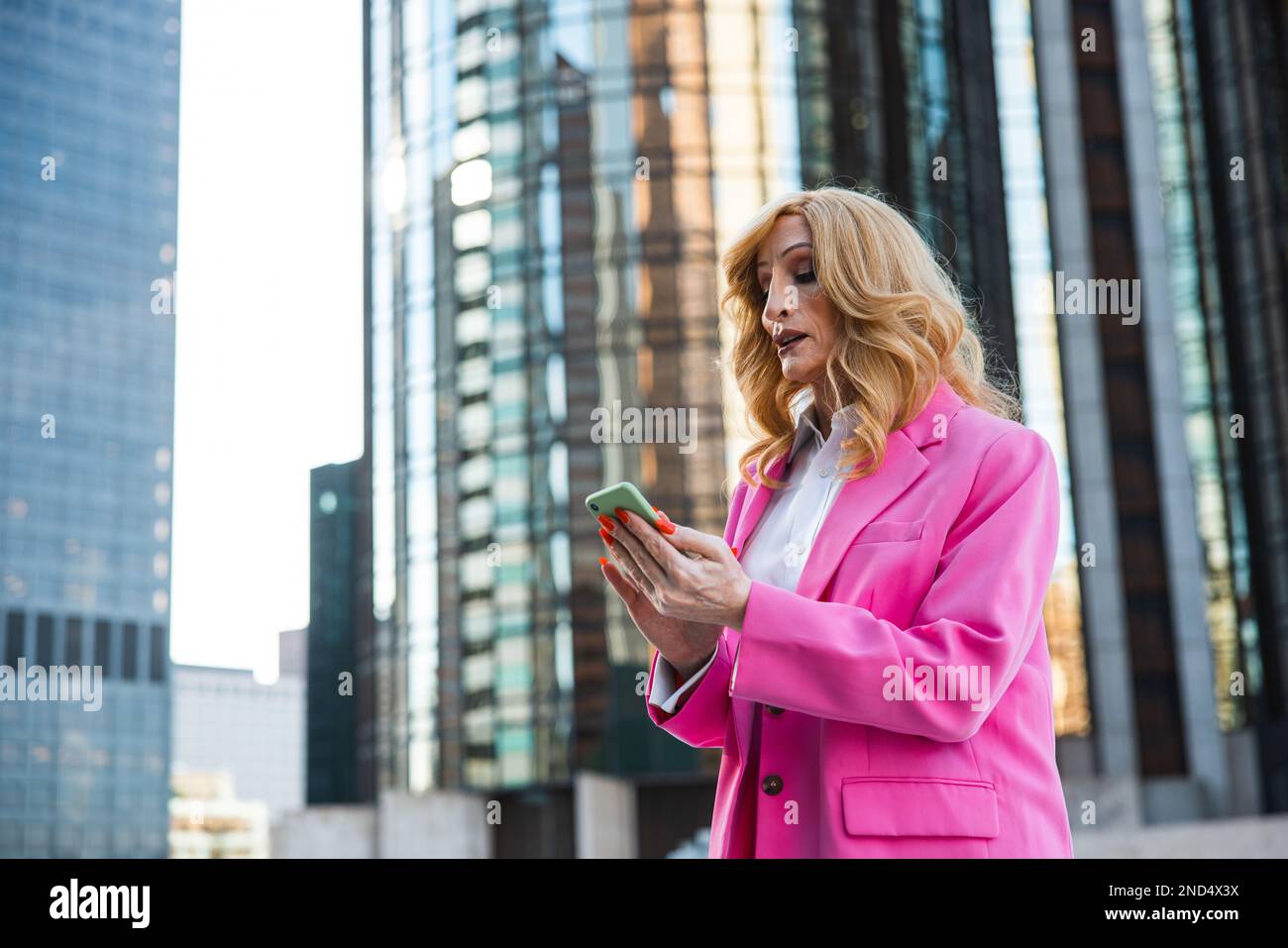 Transgender business woman lifestyle moments in downtown, Los angeles ...