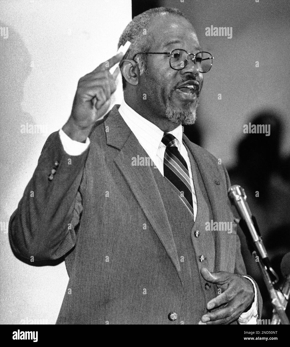 Microphone gesturing leadership standing authority communication hi-res ...