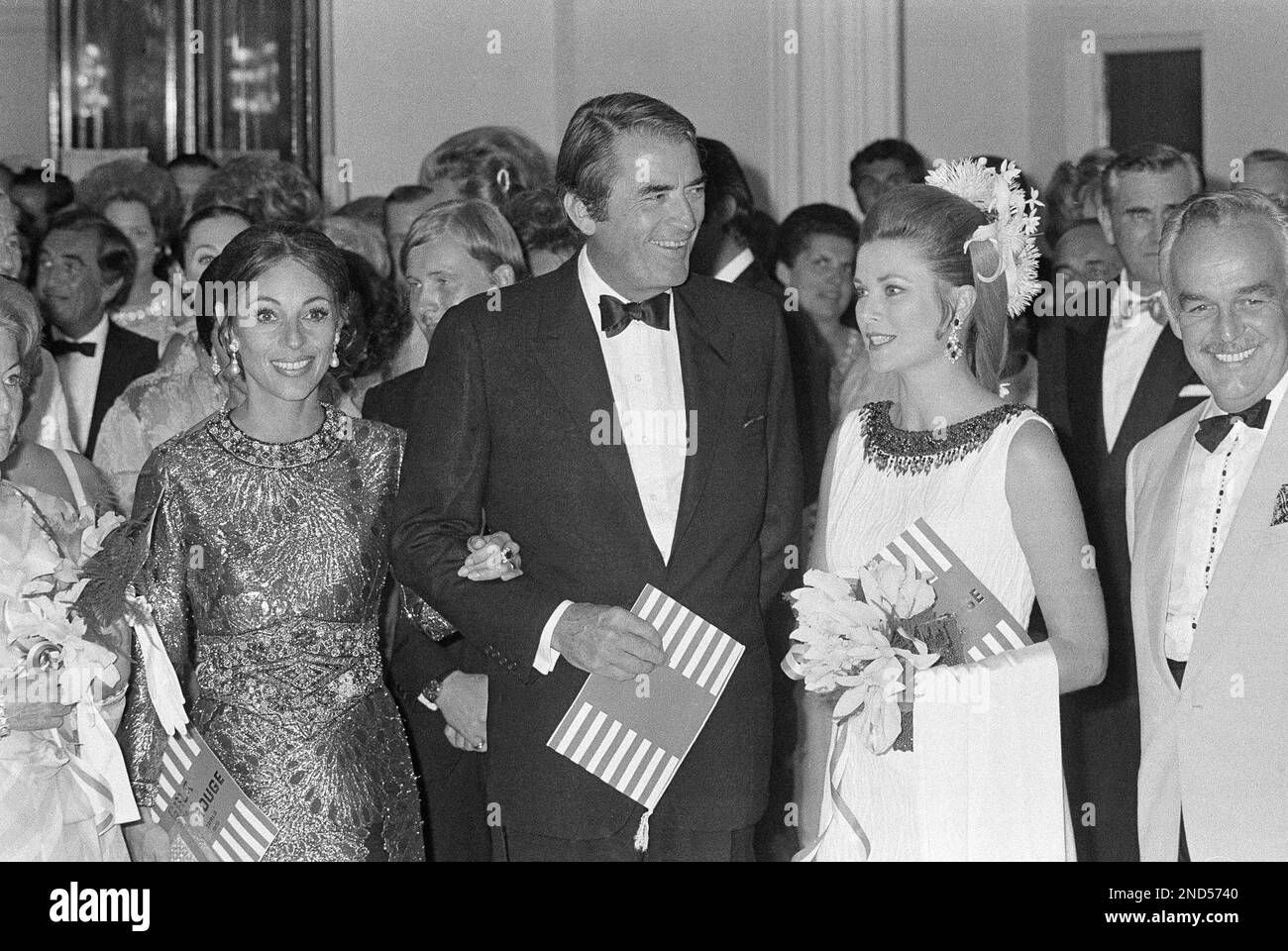 Princess Grace and Prince Rainier III of Monaco, right, greet American ...