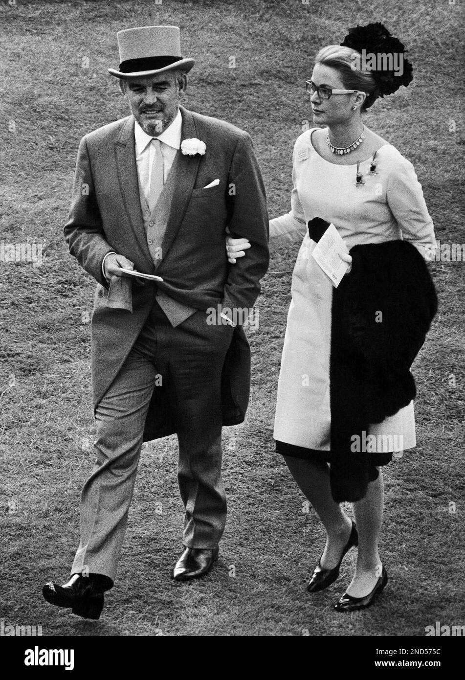 The winner of the Ascot Stakes in fashions, Princess Grace is with her ...