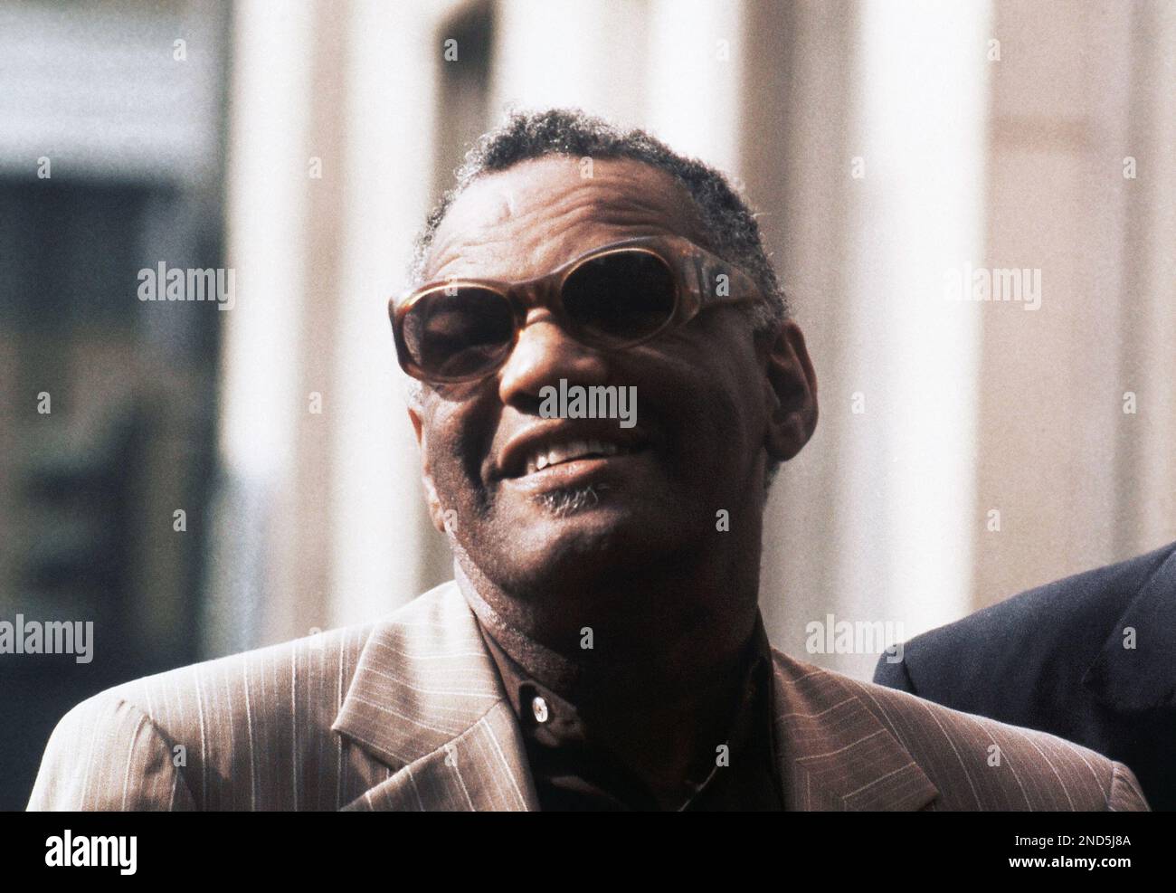 Smiling sunglasses musician blindness hi-res stock photography and ...