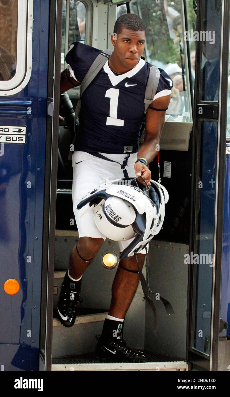 Penn State quarterback Robert Bolden (1) gets off the team bus at ...
