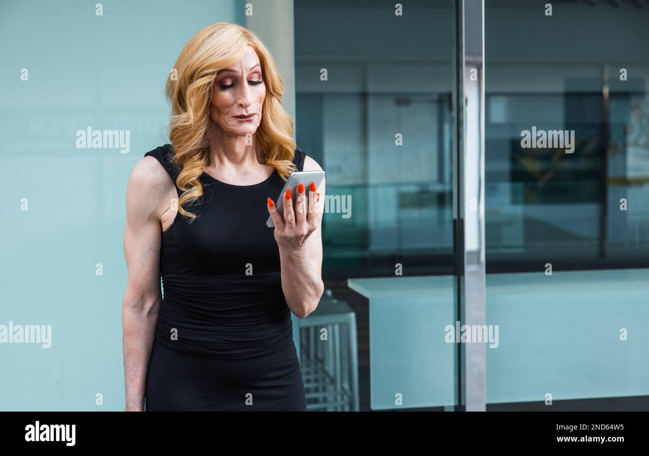 Transgender business woman lifestyle moments in downtown, Los angeles ...