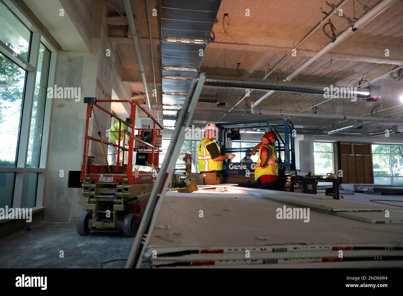 The Ford Research and Innovation Center is expanding with 150,000 ...