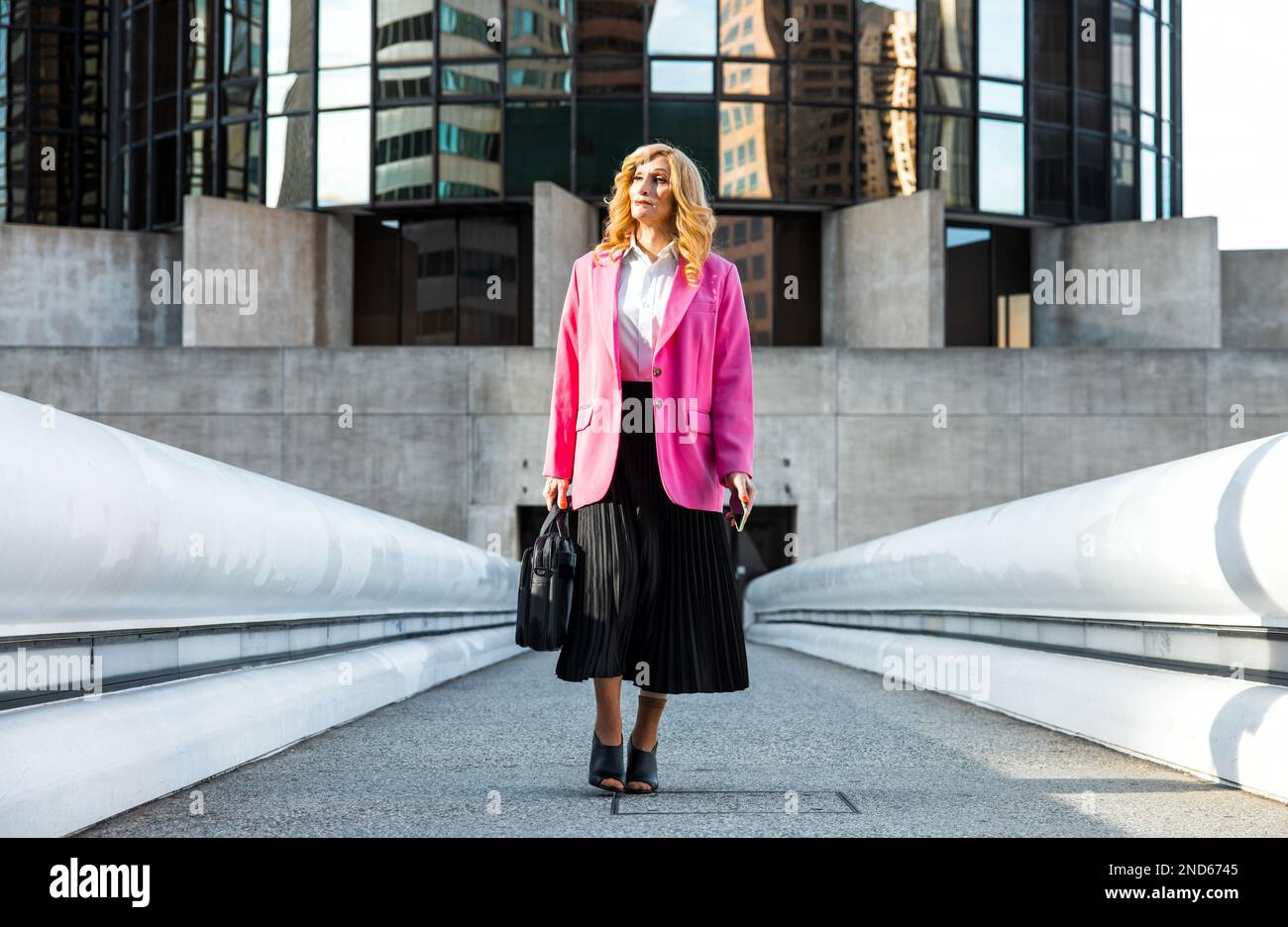 Transgender business woman lifestyle moments in downtown, Los angeles ...