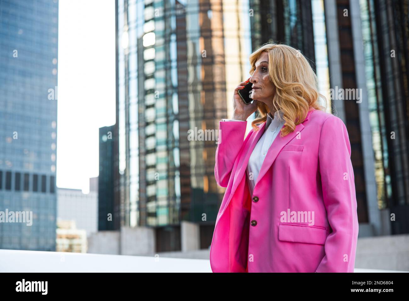 Transgender business woman lifestyle moments in downtown, Los angeles ...