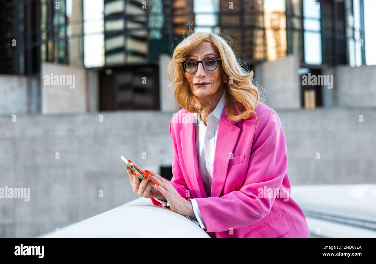 Transgender business woman lifestyle moments in downtown, Los angeles ...