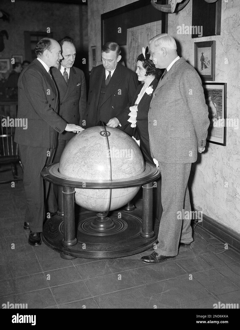 Left to right: Sir George Hubert Wilkins, explorer and writer; Joseph ...