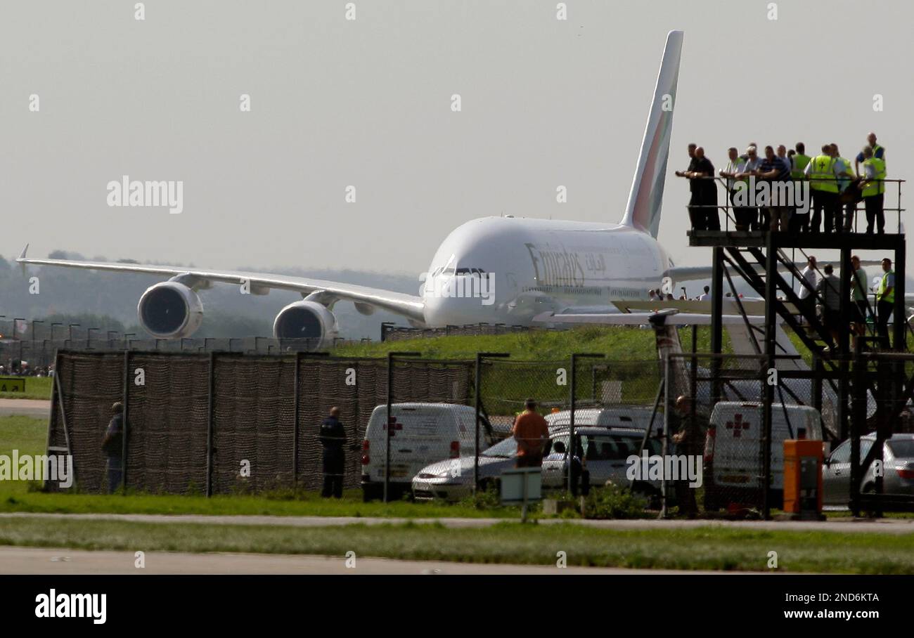 An Airbus A380 aeroplane in Emirates livery, the world's largest ...