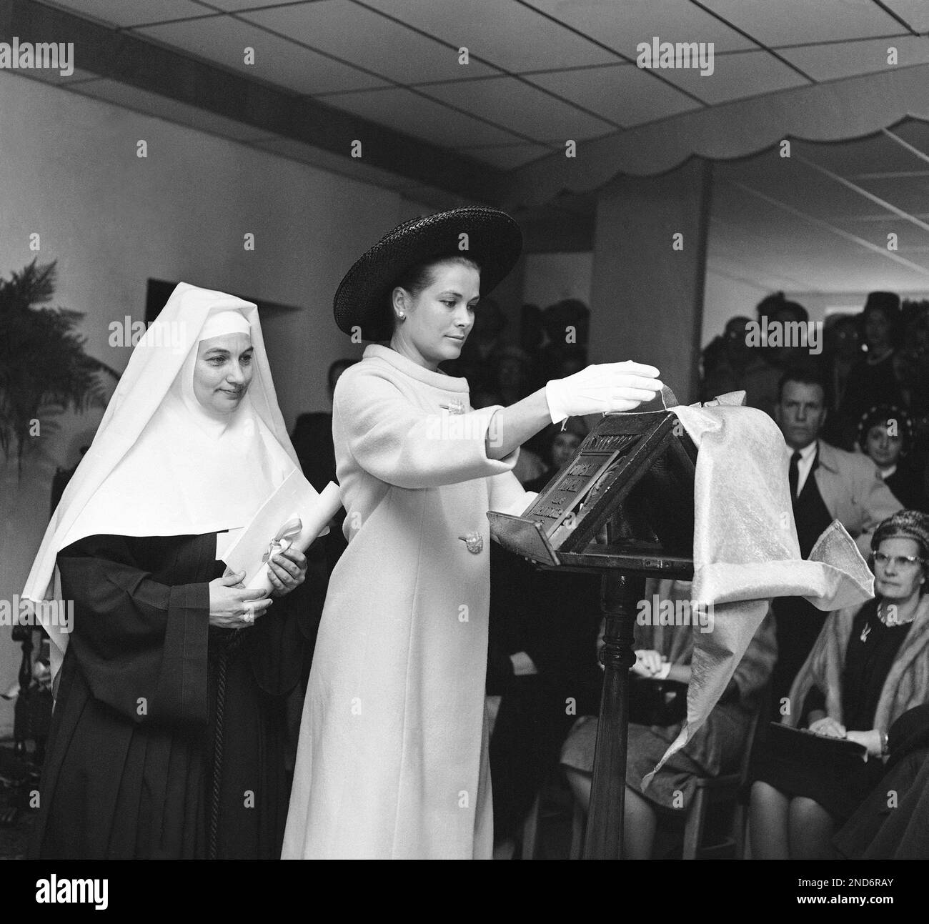 Princess Grace of Monaco visited Ravenhill Academy in Philadelphia on ...