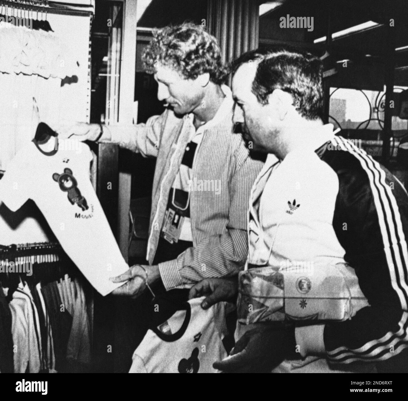 Wayne Brabender, American basketball star, now a naturalized Spaniard ...