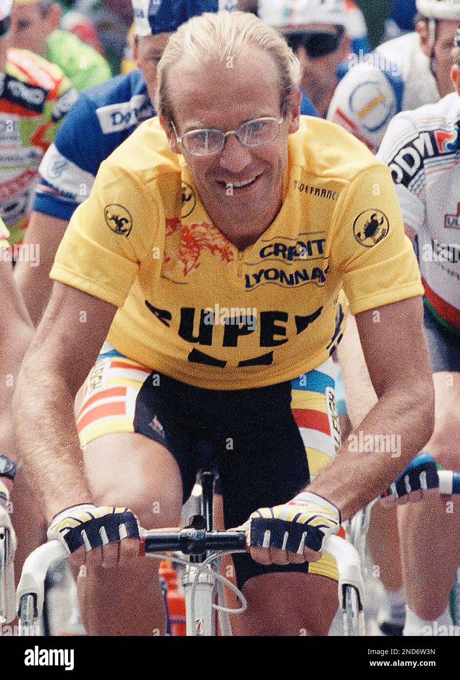 Tour france fignon hi-res stock photography and images - Alamy