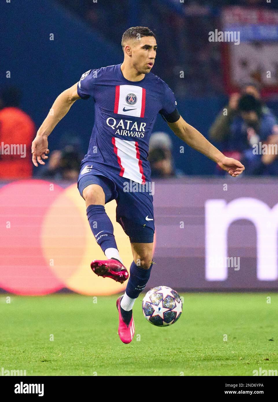 Achraf Hakimi, PSG 2 in the eighth finals match PARIS SG - FC BAYERN ...