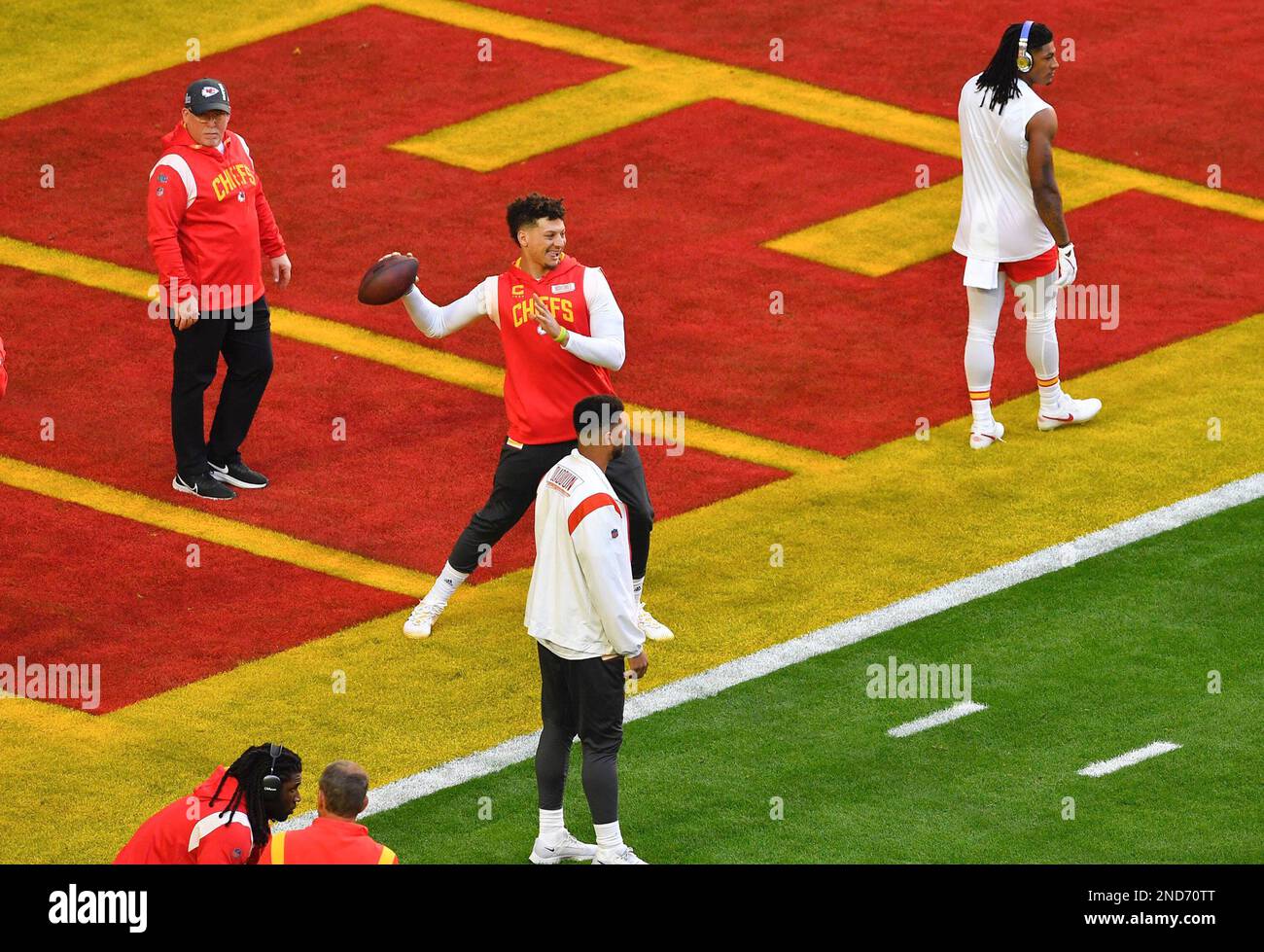 Glendale, USA. 12th Feb, 2023. Kansas City Chiefs quarterback Patrick ...