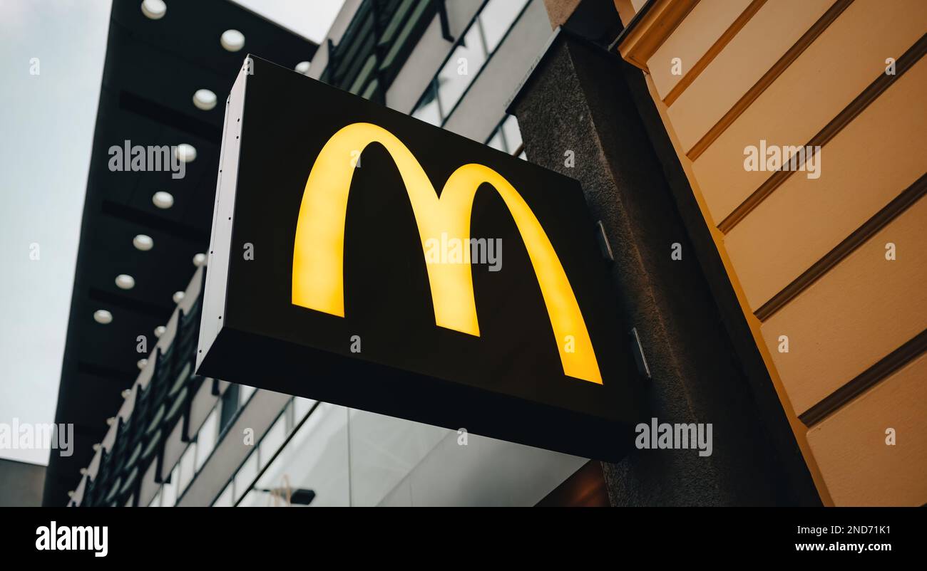 Macdonald logo sign board hi-res stock photography and images - Alamy