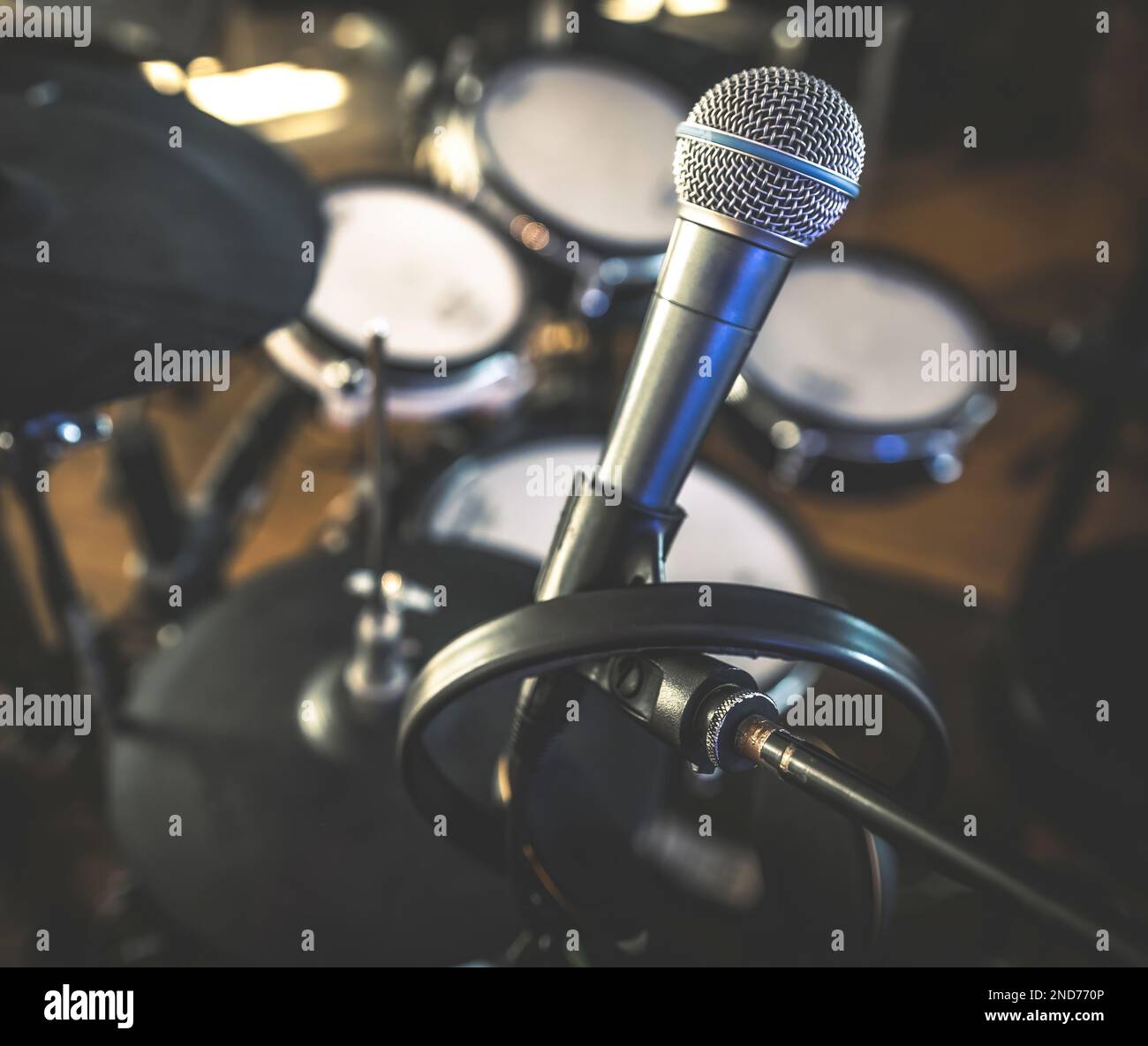 Microphone in recording studio Stock Photo - Alamy