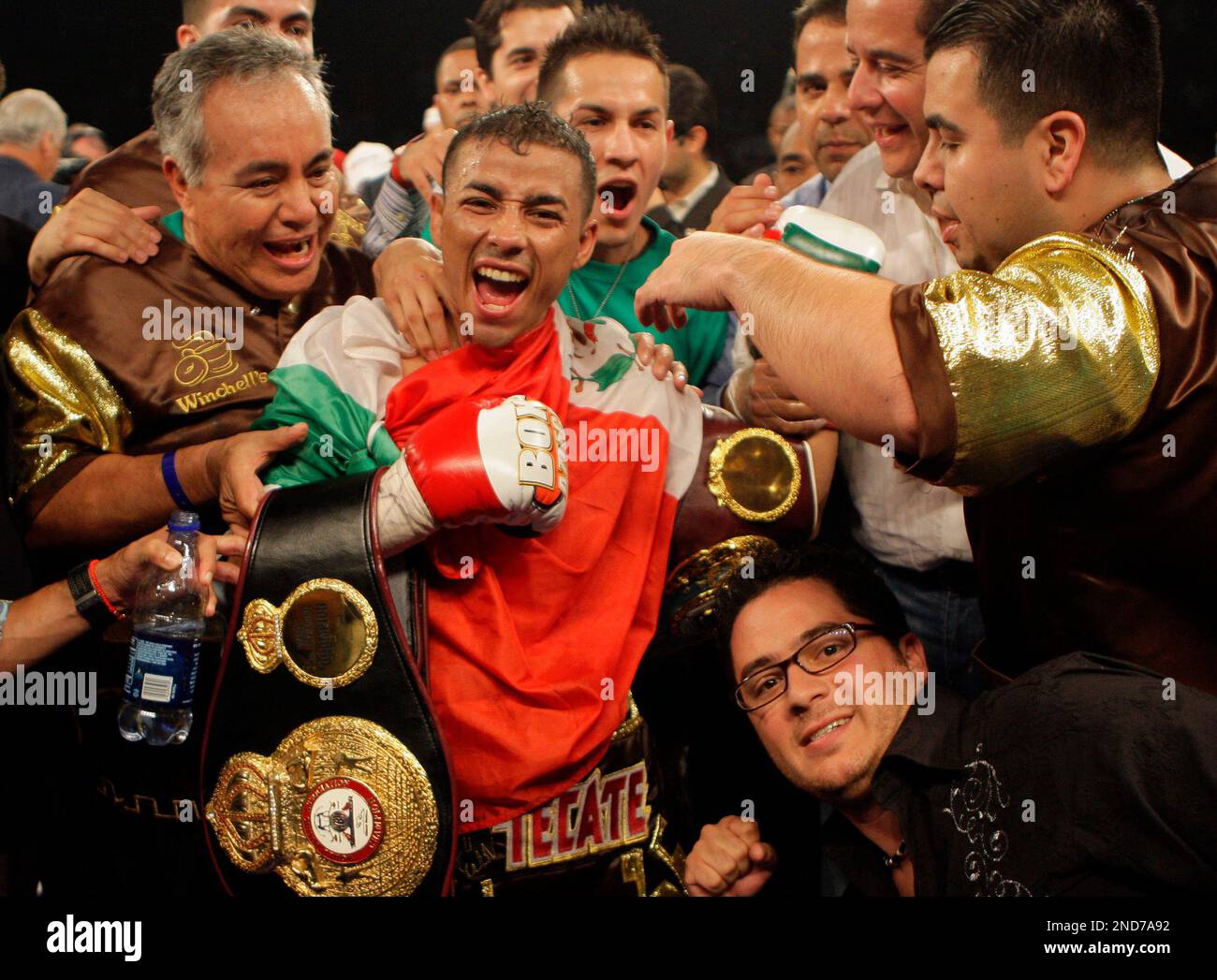 WBA and WBO Jr. flyweight champion Giovanni Segura, of Mexico ...