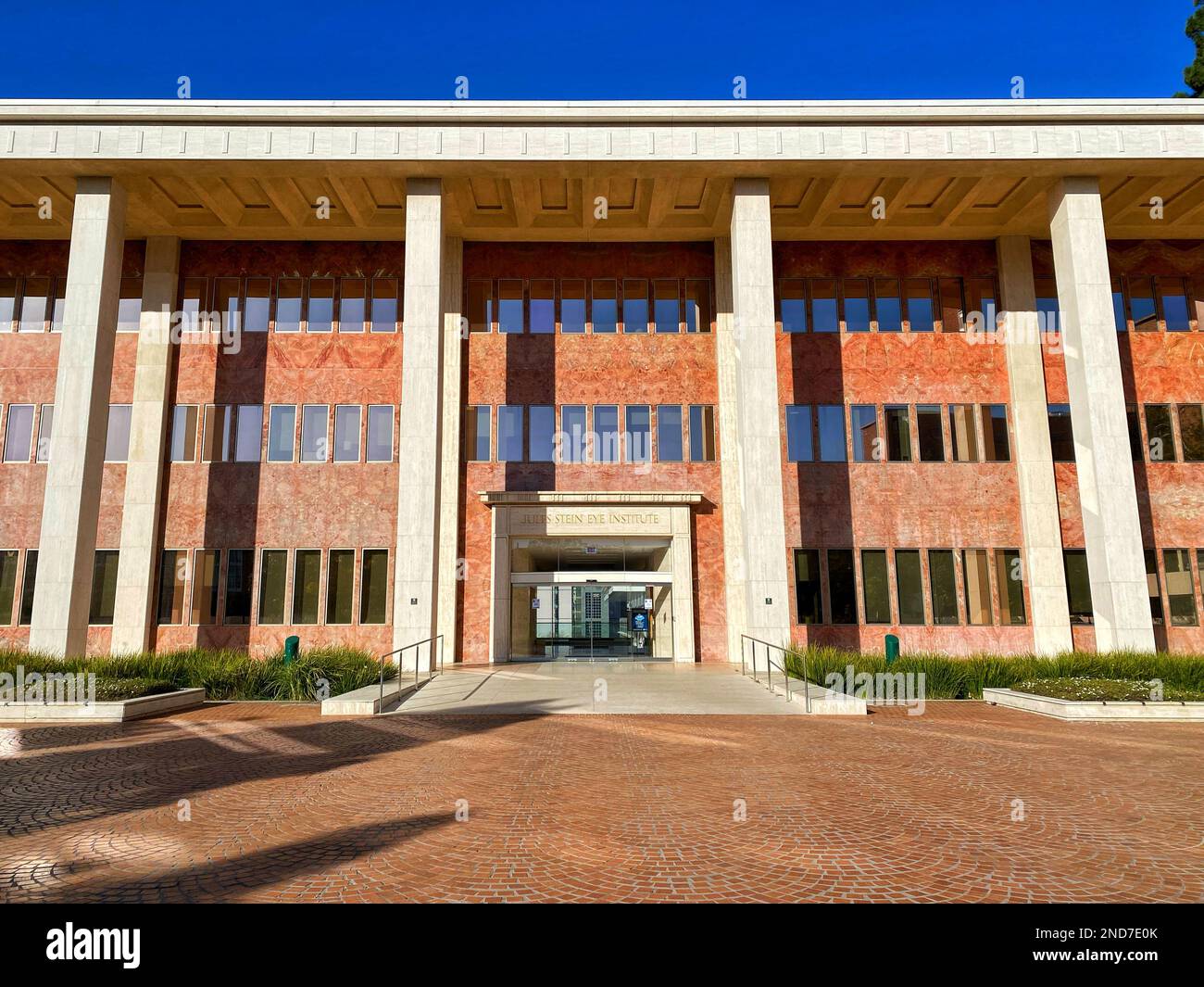 The Jules Stein Eye Institute at the University of California, Los ...