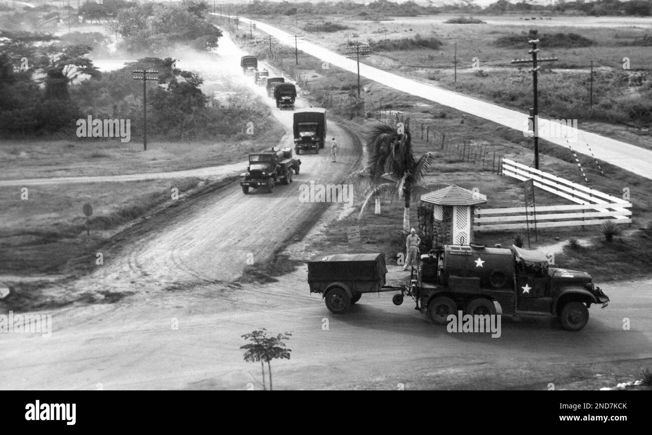 Advance units of the 805th engineer battalion at the Rio Hato Air Base ...
