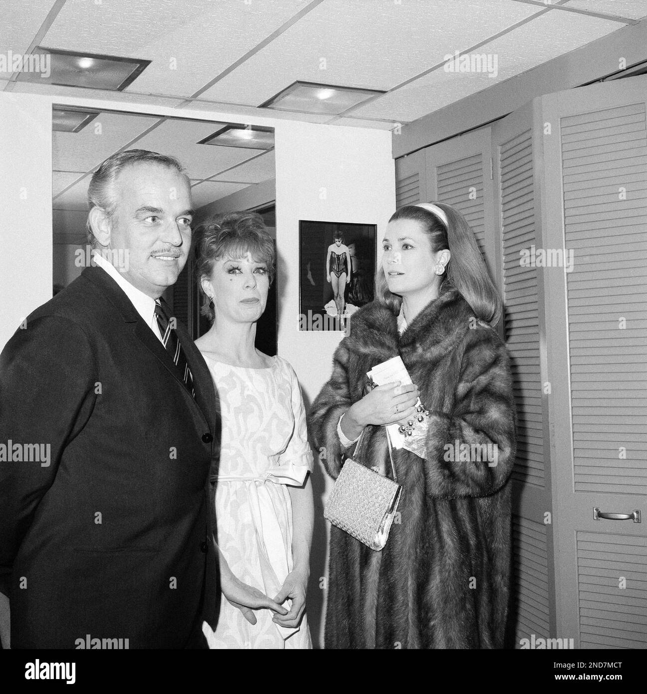 Princess Grace and Prince Rainer III of Monaco visit actress Gwen ...