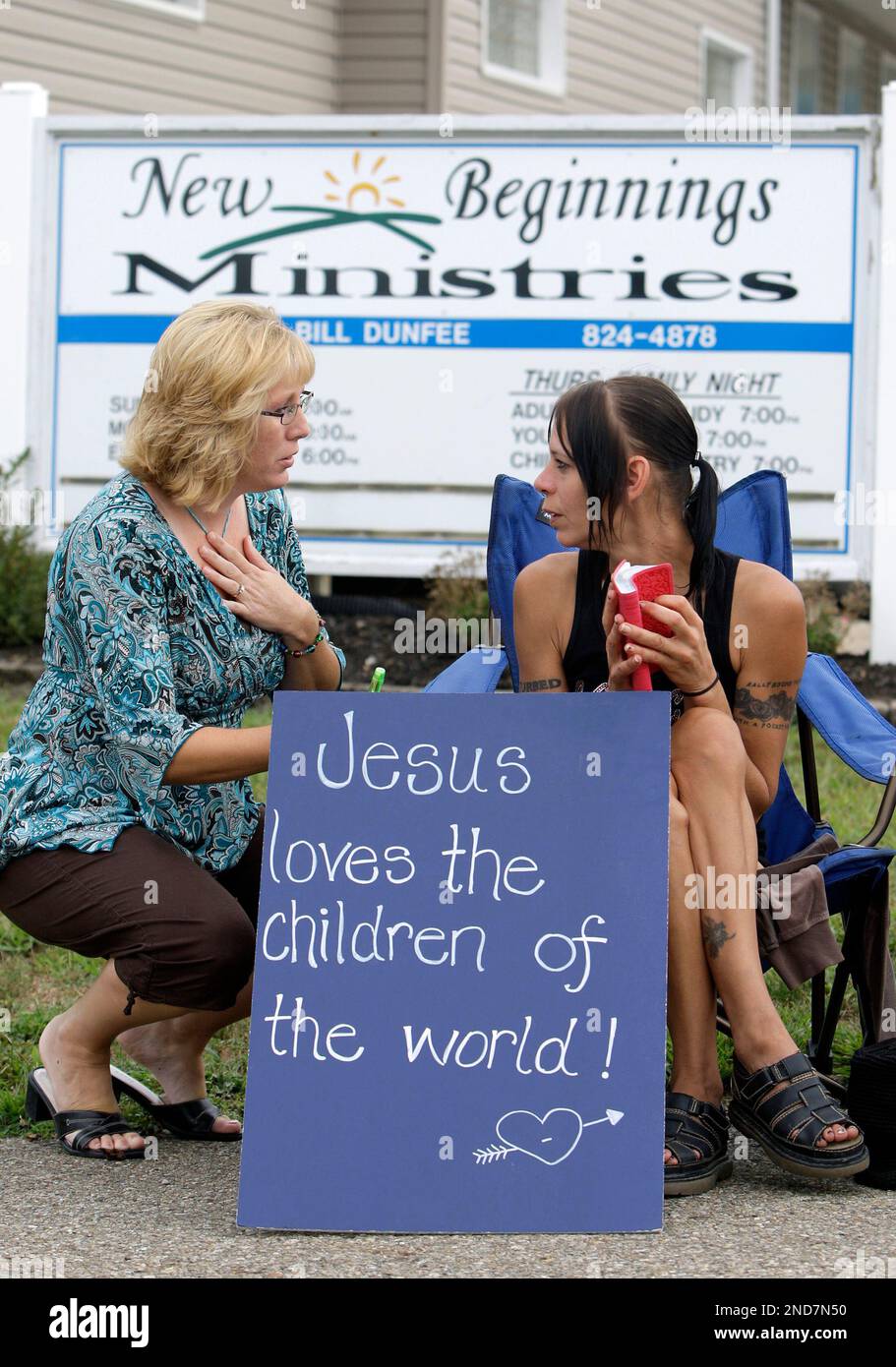 In this Sunday, Aug. 22, 2010 photo, Laura Meske, right, an In this Sunday, Aug. 22, 2010 photo, Laura Meske, right, an
