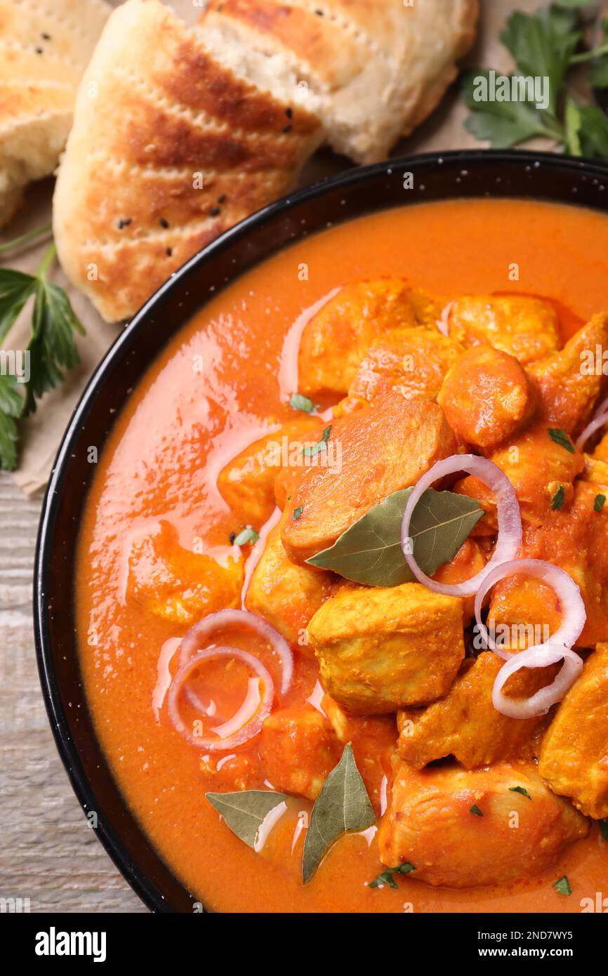 Flat pan chicken india hi-res stock photography and images - Alamy