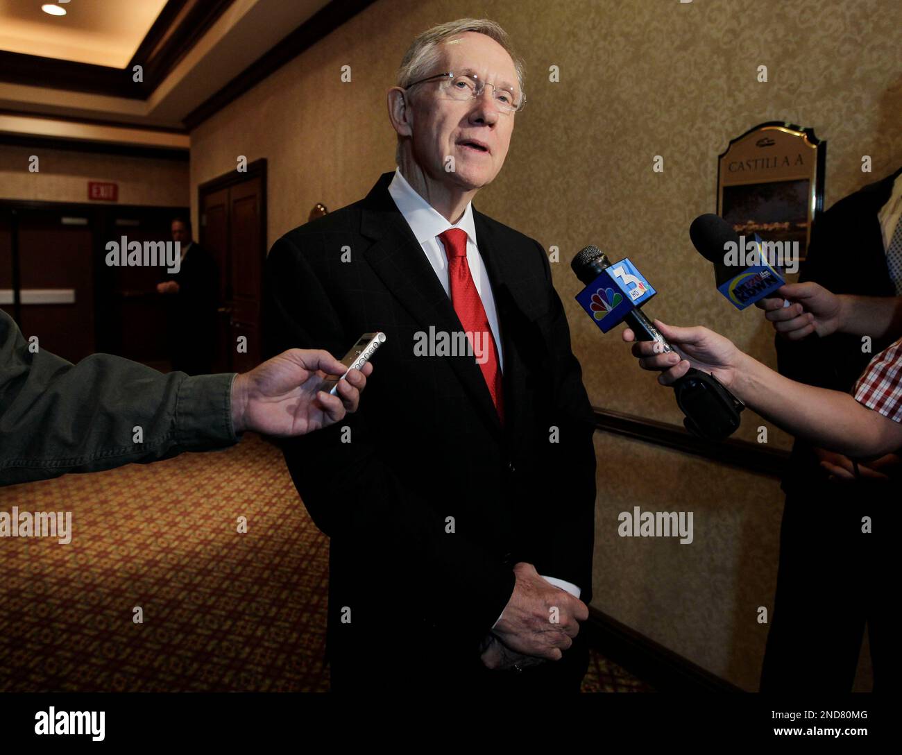 U.S. Sen. Majority Leader Harry Reid answers questions for member of ...