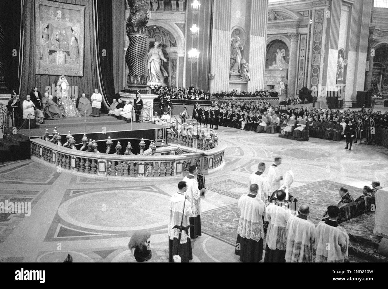 View of the interior of St. Peter's Basilica in Vatican City, Nov. 23 ...