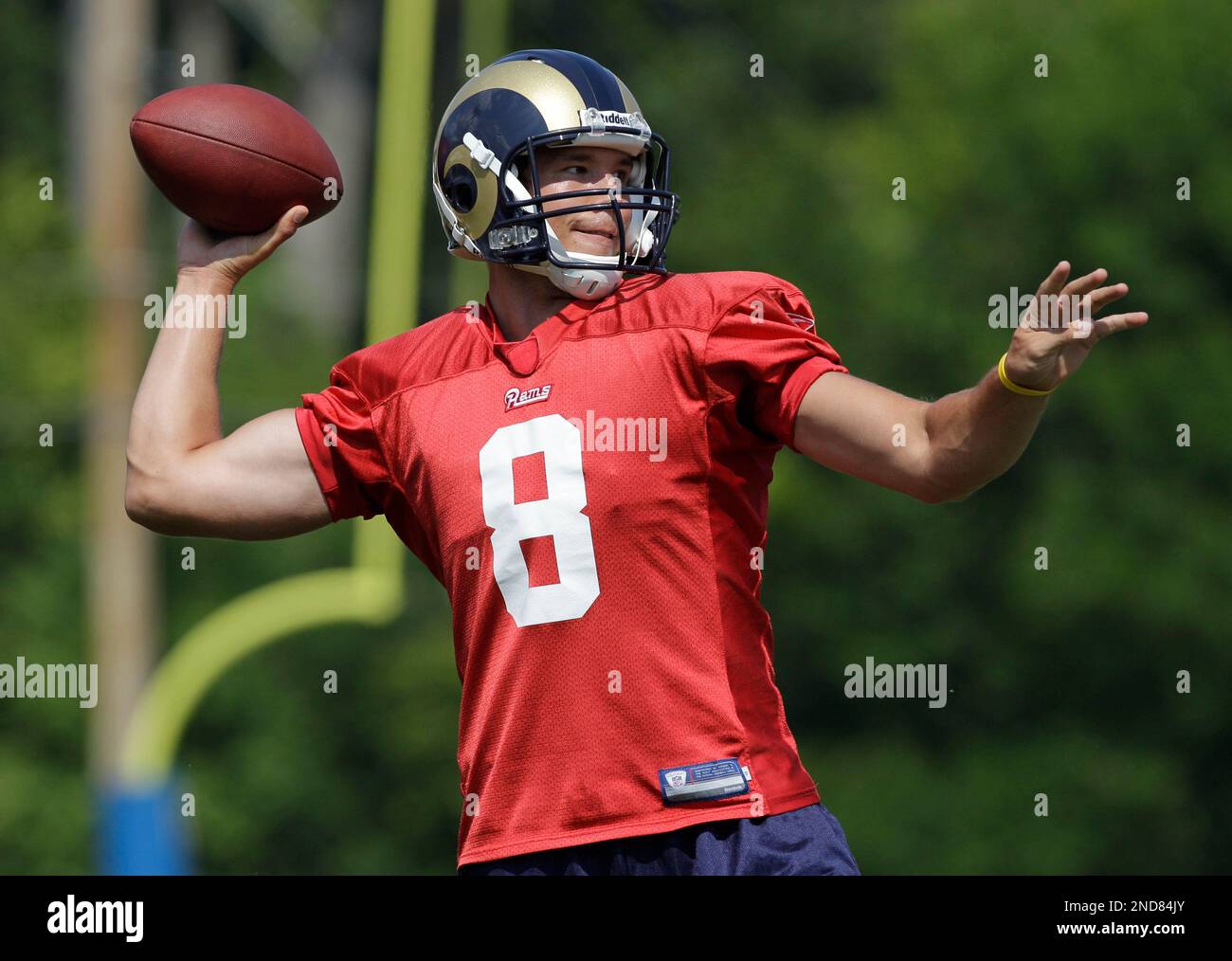 St. Louis Rams quarterback Sam Bradford drops back to pass during NFL ...