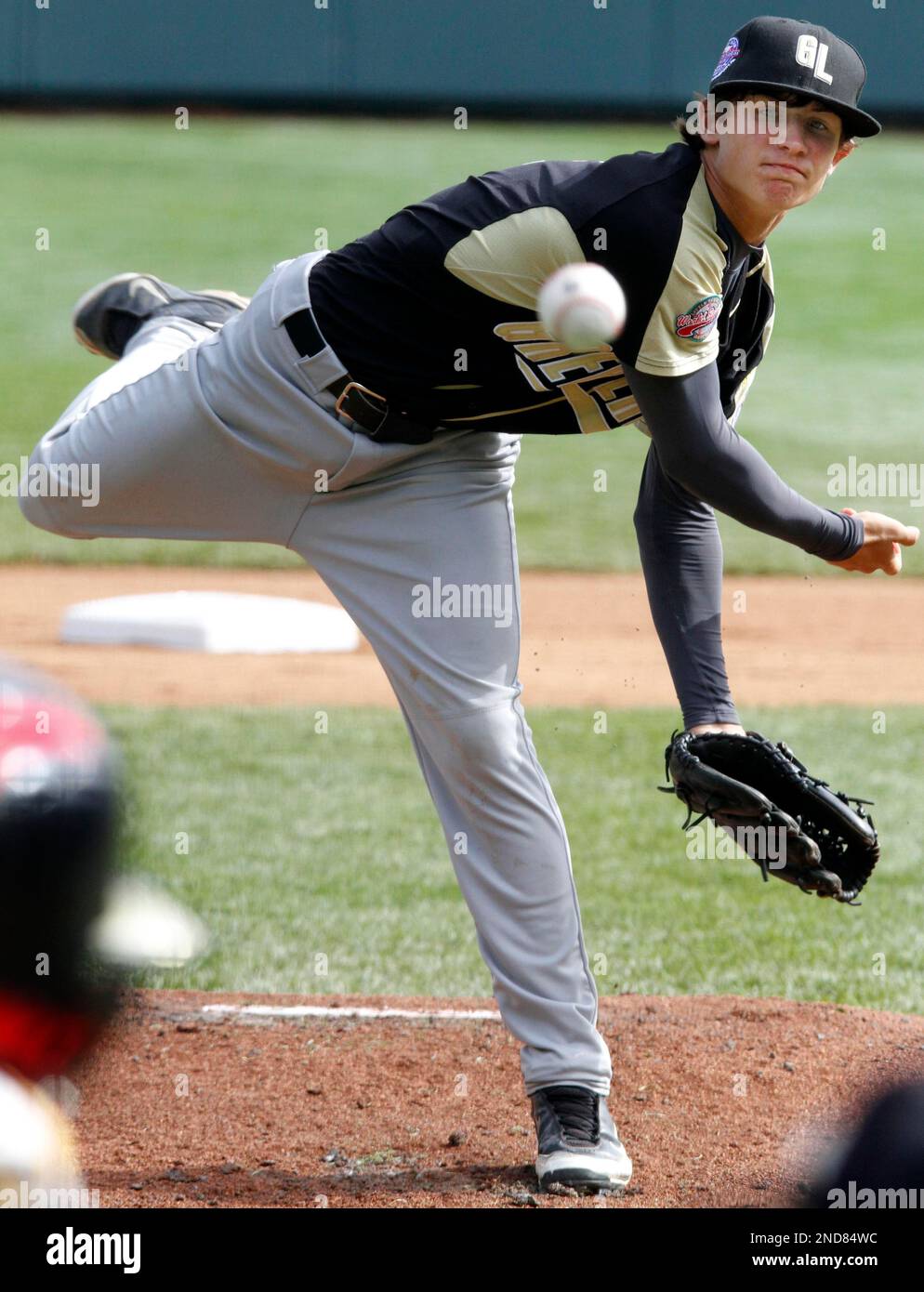Hamilton, Ohio pitcher Cole Heflin throws in the first inning against ...