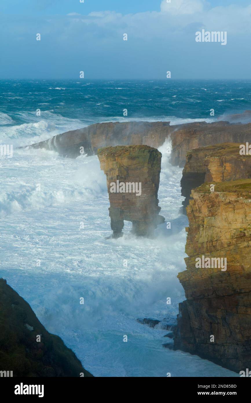 Cliff scenery hi-res stock photography and images - Alamy