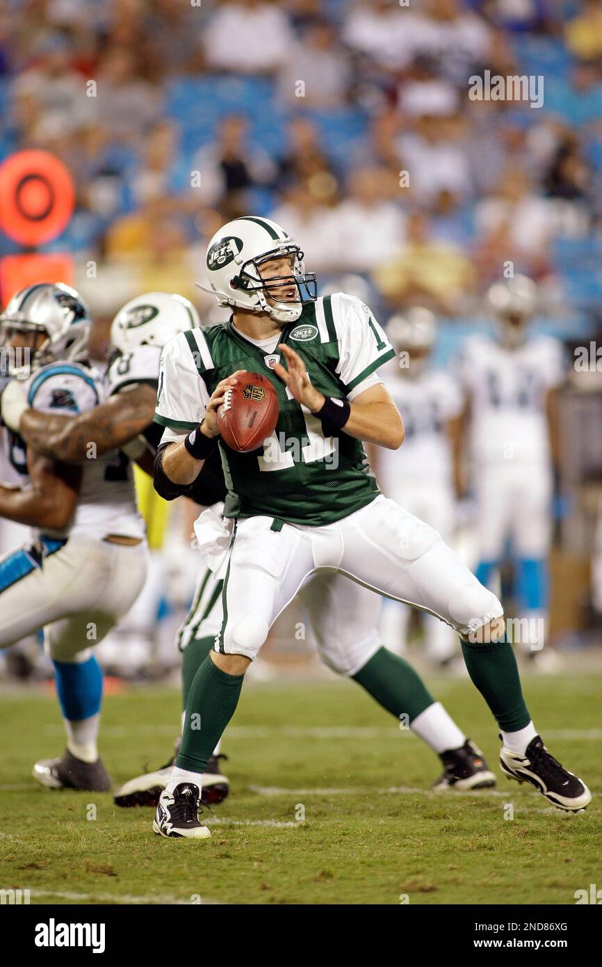 New York Jets' Kellen Clemens (11) throws a pass during the second half ...