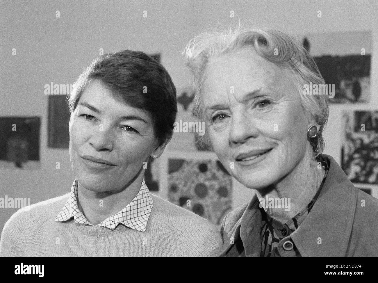 Glenda Jackson and Jessica Tandy shown before rehearsal of the Broadway ...