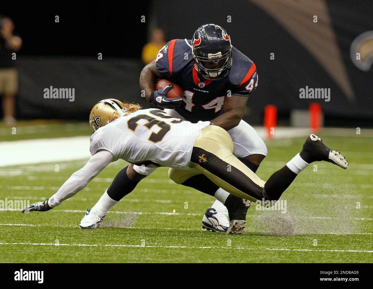 Houston Texans running back Vonta Leach (44) against New Orleans Saints ...