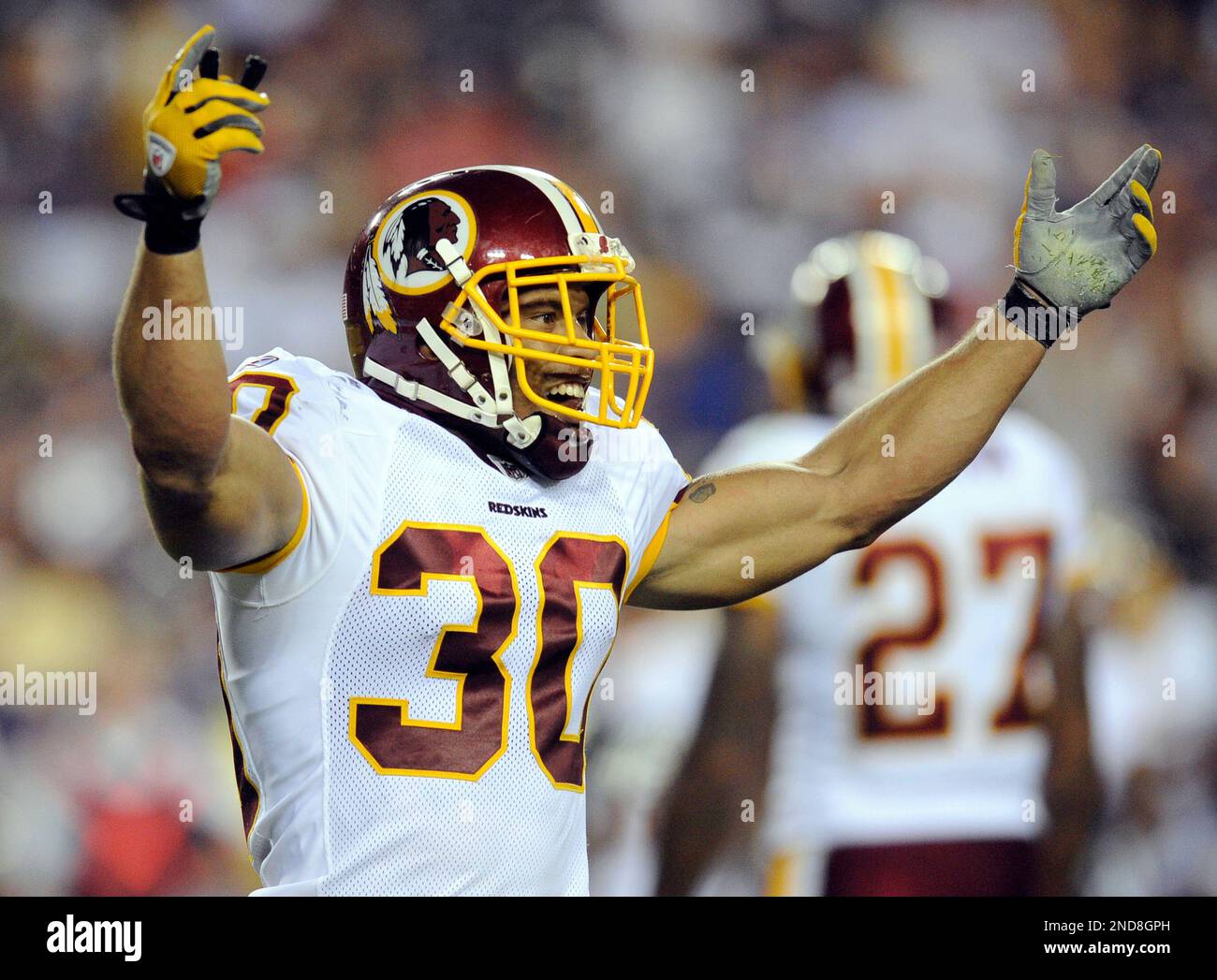 Washington Redskins safety LaRon Landry reacts to a play during the ...