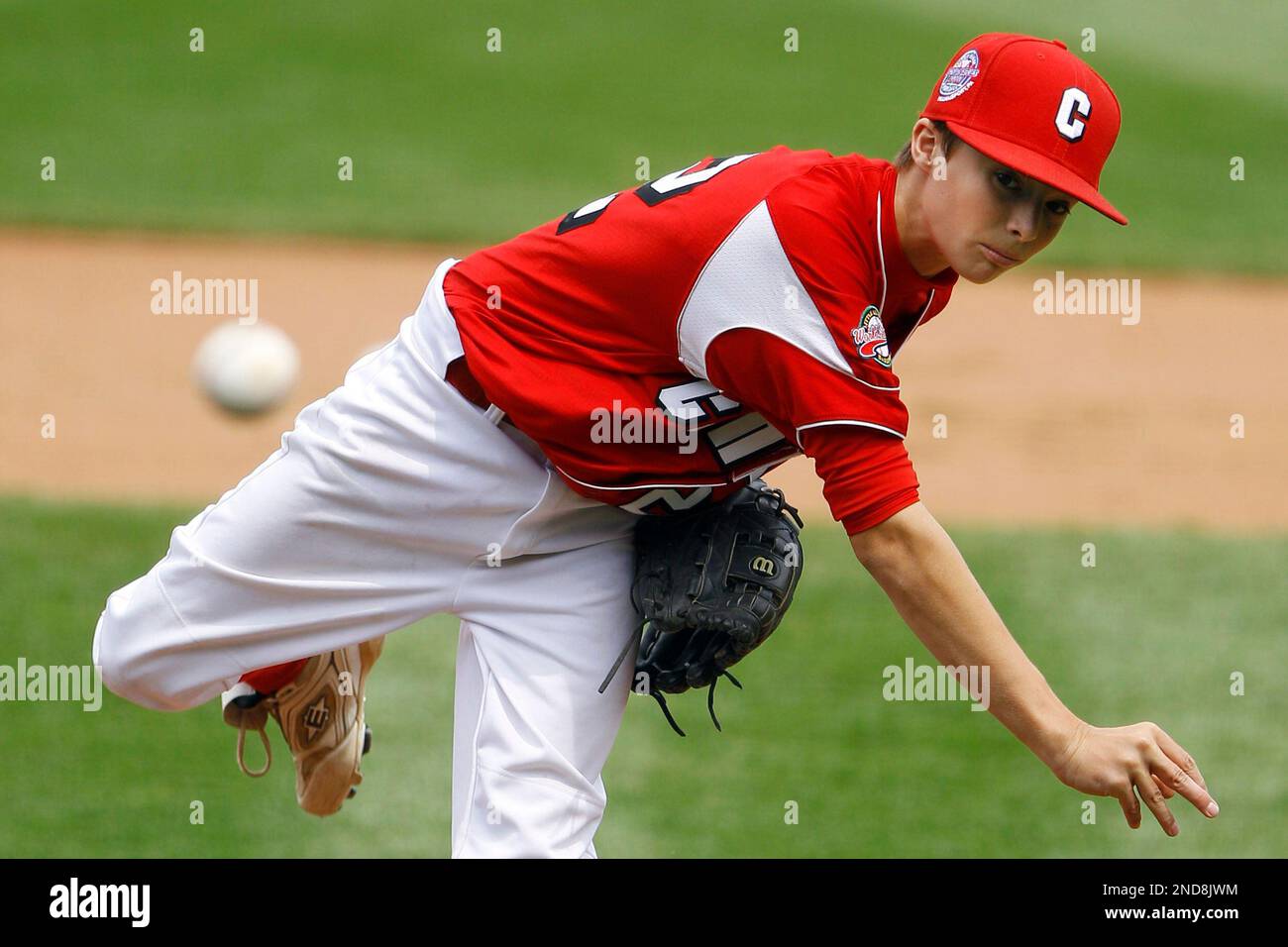 Canada'sLucas Soper pitches in the first inning of a pool play baseball ...